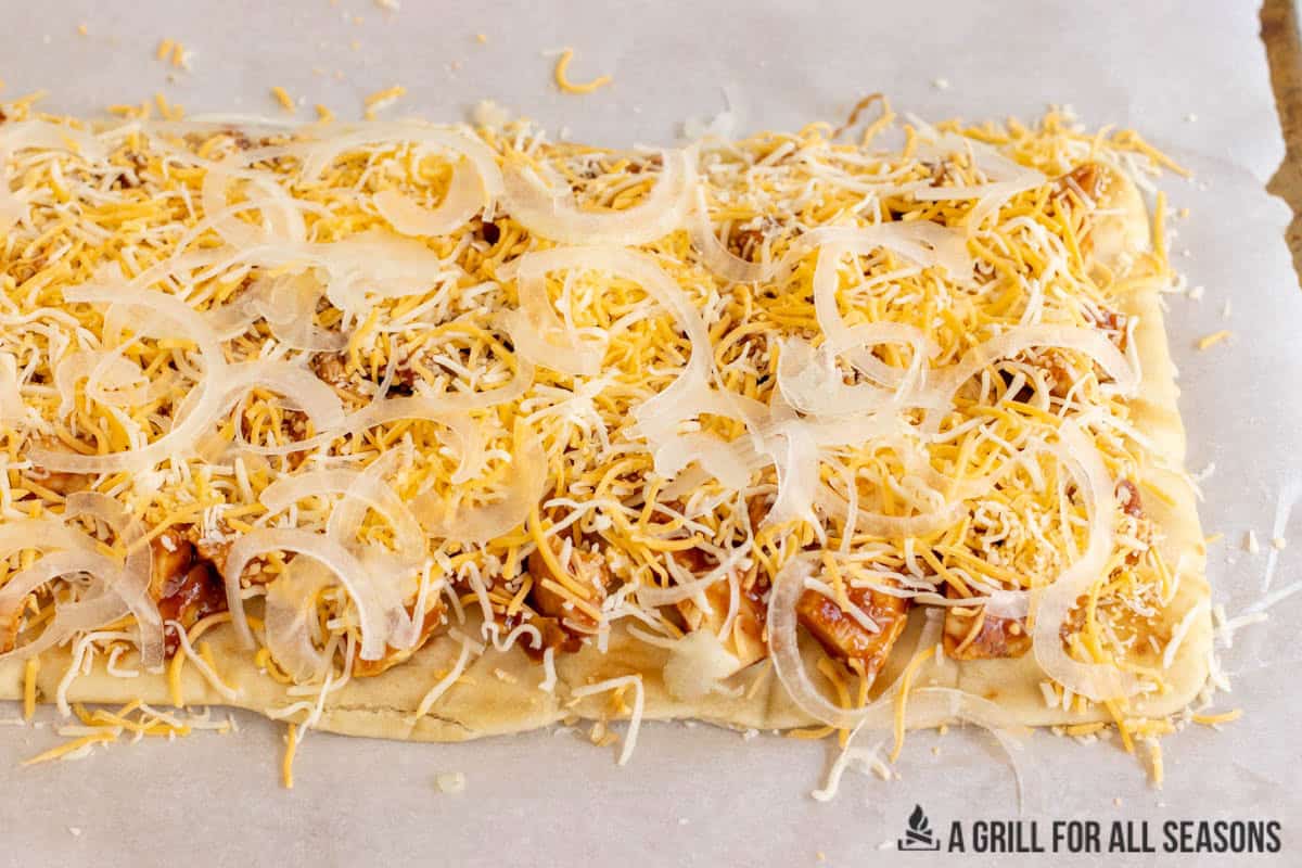 BBQ Chicken Flatbread Recipe (Ready in 20 Minutes)